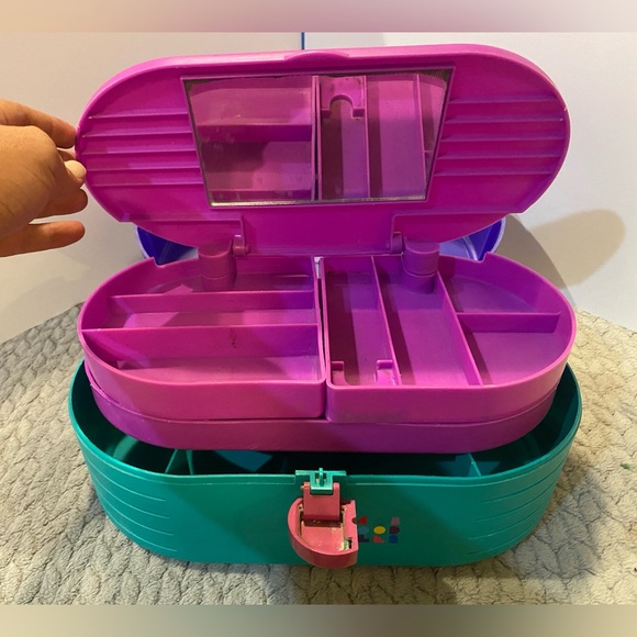 Caboodles | Other | Vintage 8s 90s Retro Caboodles Large Oval Travel ...